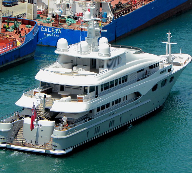 Yacht FORTUNATE SUN, Oceanfast (Austal) | CHARTERWORLD Luxury ...